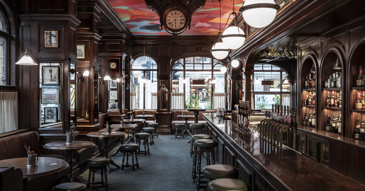 The Audley Public House | Mount Street Neighbourhood, London